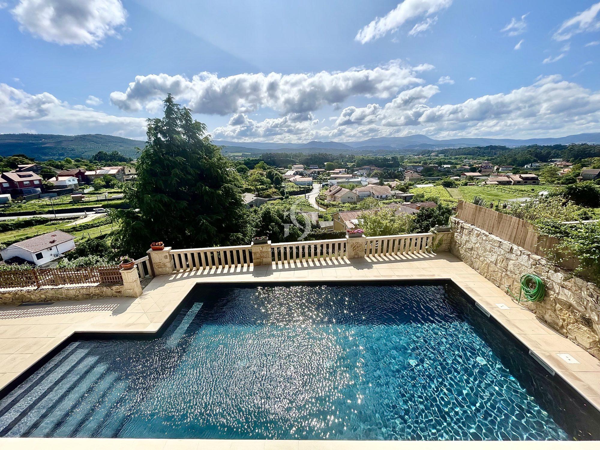 A Most Spectacular Property in Beautiful O Rosal! - Galicia & Green ...